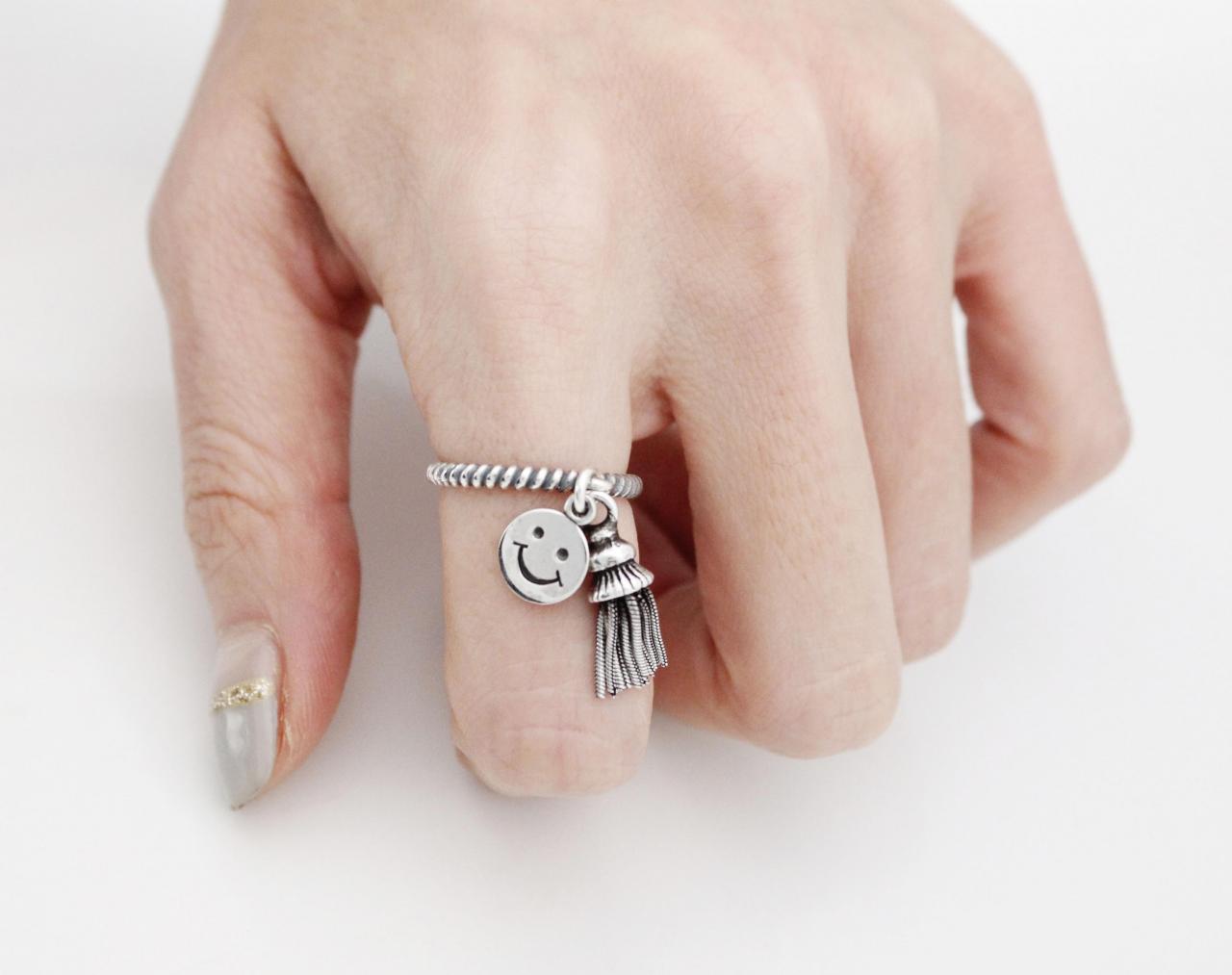 925 Sterling Silver Tassel And Smiley Face Pendant Dangle Ring, R0935s ...