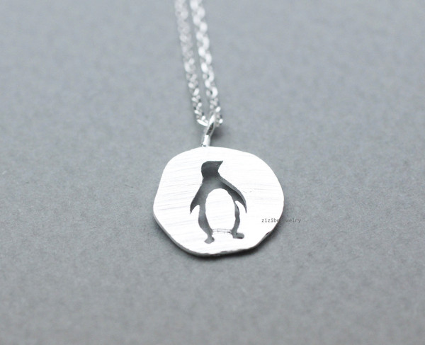 Lovely Cutout Penguin Medal Necklace In Gold /silver, N0815G on Luulla