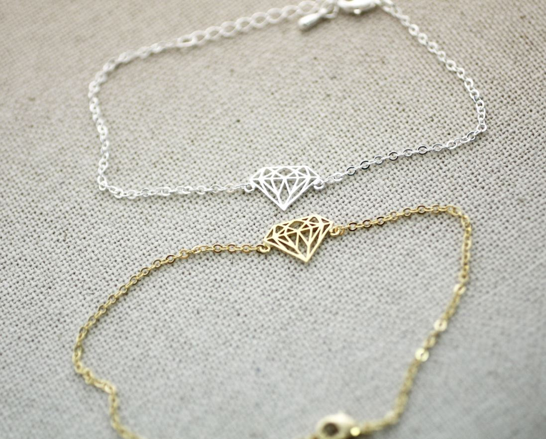 Diamond Shape Cutout Charm Bracelet In Gold / Silver, B0163g on Luulla